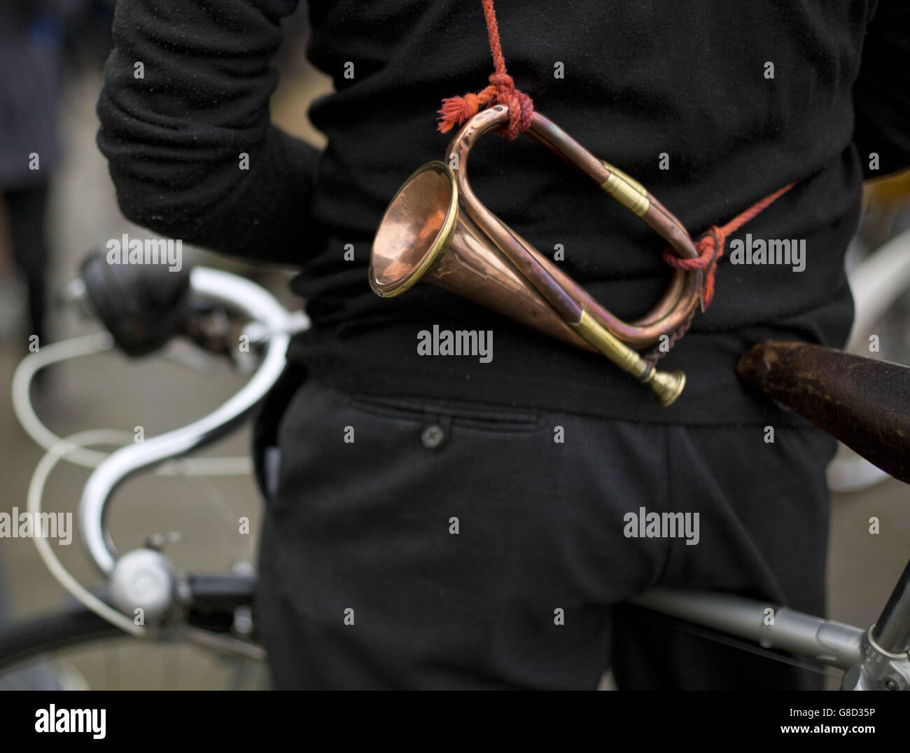 Vintage bicycle ride Stock Photo - Alamy