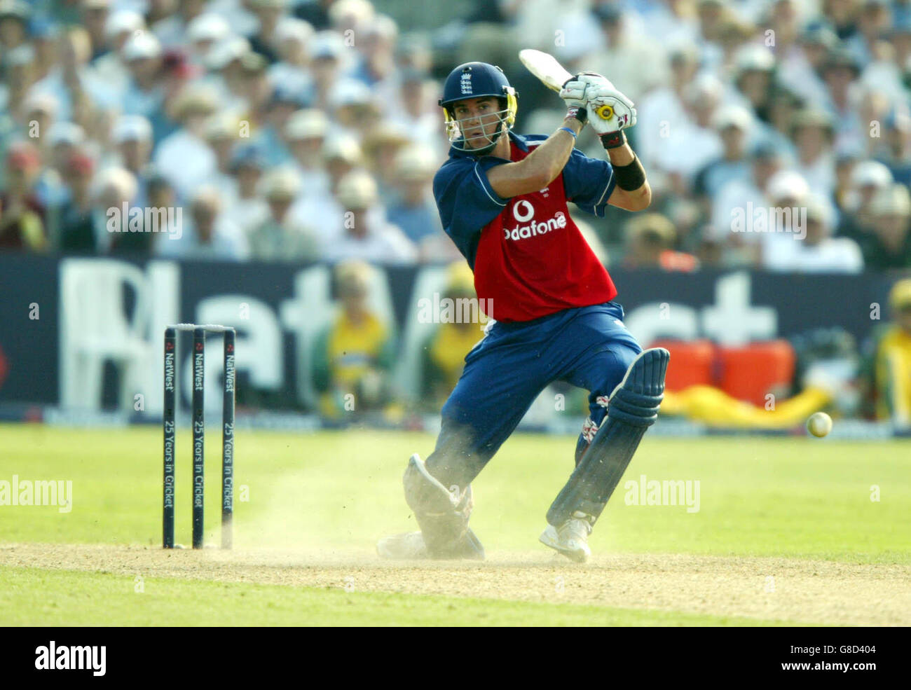 Natwest series triangular hi-res stock photography and images - Alamy