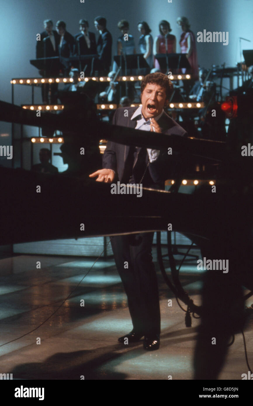 Entertainment - Tom Jones - ATV Studios, Elstree, London Stock Photo ...
