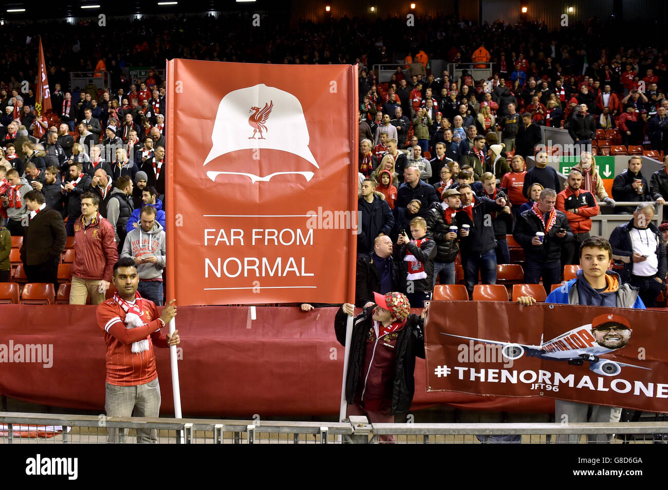 Liverpool fans hail new manager Jurgen Klopp with banners in the stands ...