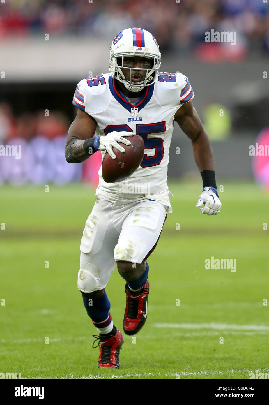 Gridiron football stadium hi-res stock photography and images - Alamy