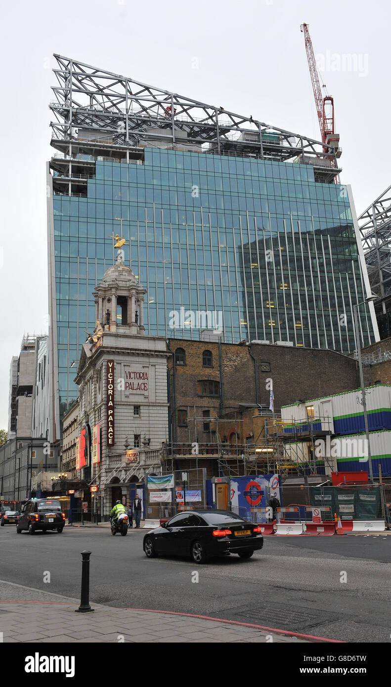 Victoria Circle building Stock Photo - Alamy