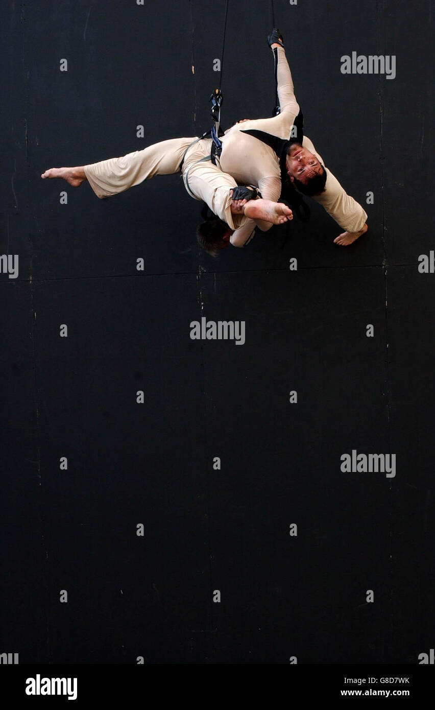 Fin Walker's 'Why?" - Piazza in Covent Garden Stock Photo - Alamy