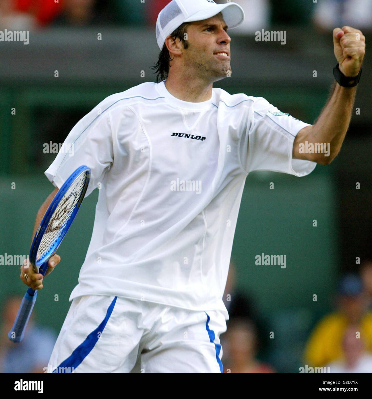Greg rusedski serve hi-res stock photography and images - Alamy