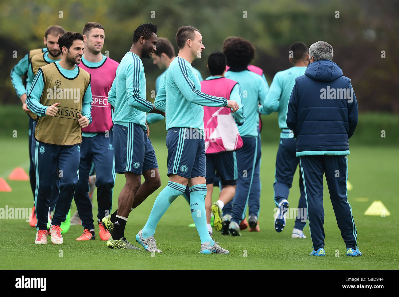 Chelsea players training ground hi-res stock photography and images - Alamy