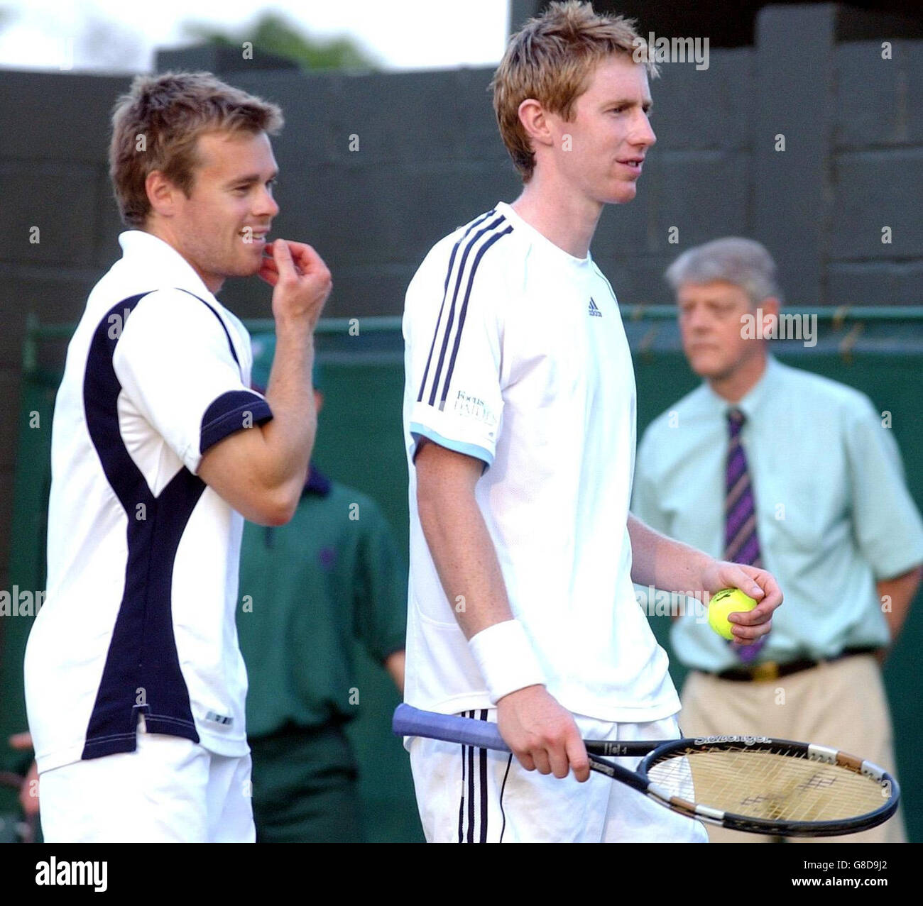 Mens doubles first round hi-res stock photography and images - Alamy