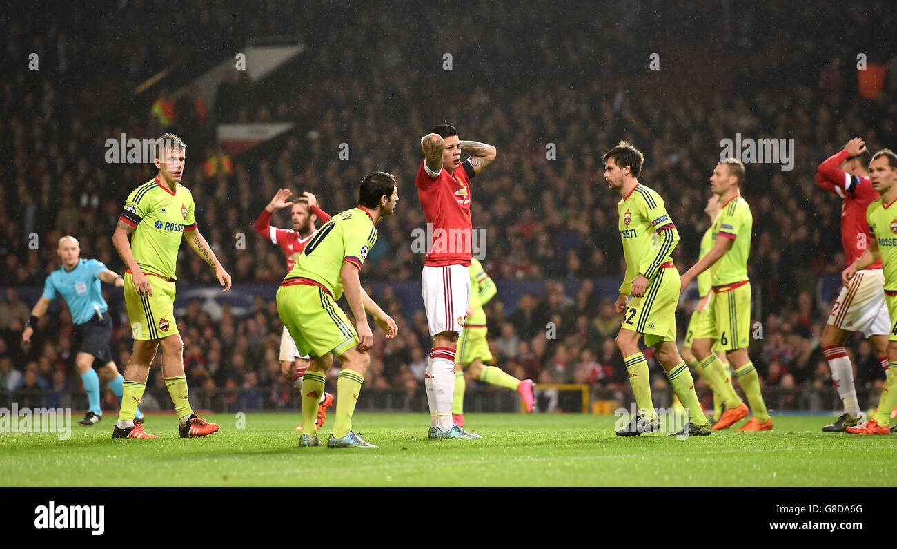 Manchester United's Marcos Rojo (centre) dejected during the UEFA ...