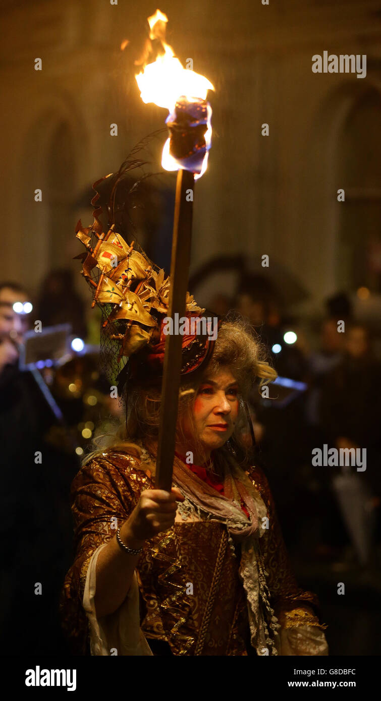 Lewes bonfire 2015 hi-res stock photography and images - Alamy