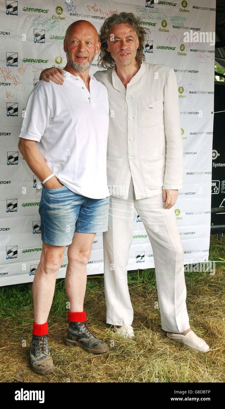 Michael eavis left and sir bob geldof backstage hi-res stock ...