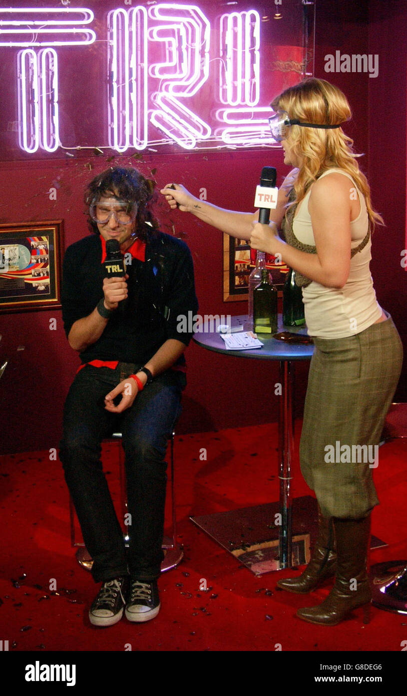 Mtv trl total request live show hi-res stock photography and images - Alamy