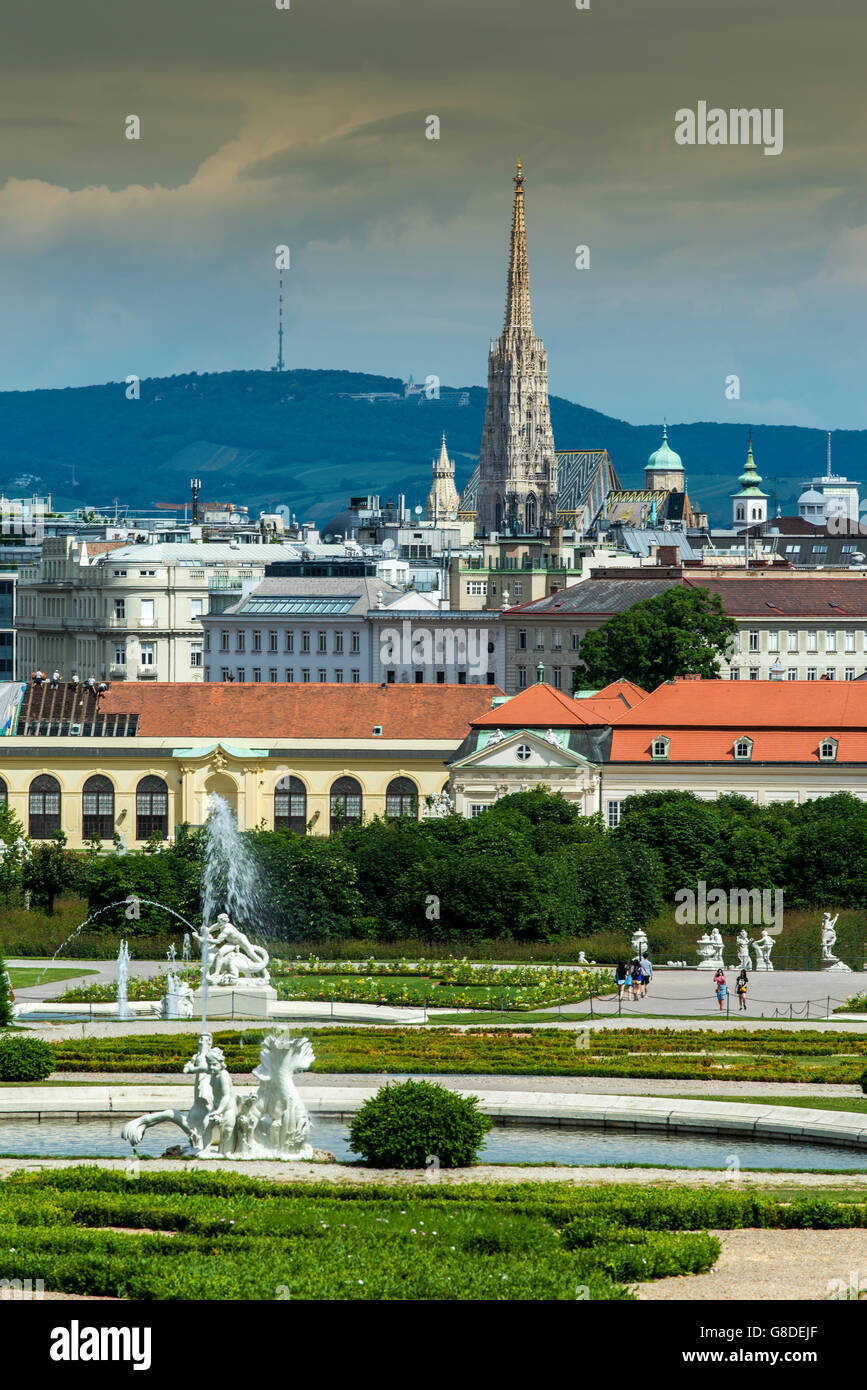 Skyline vienna hi-res stock photography and images - Alamy