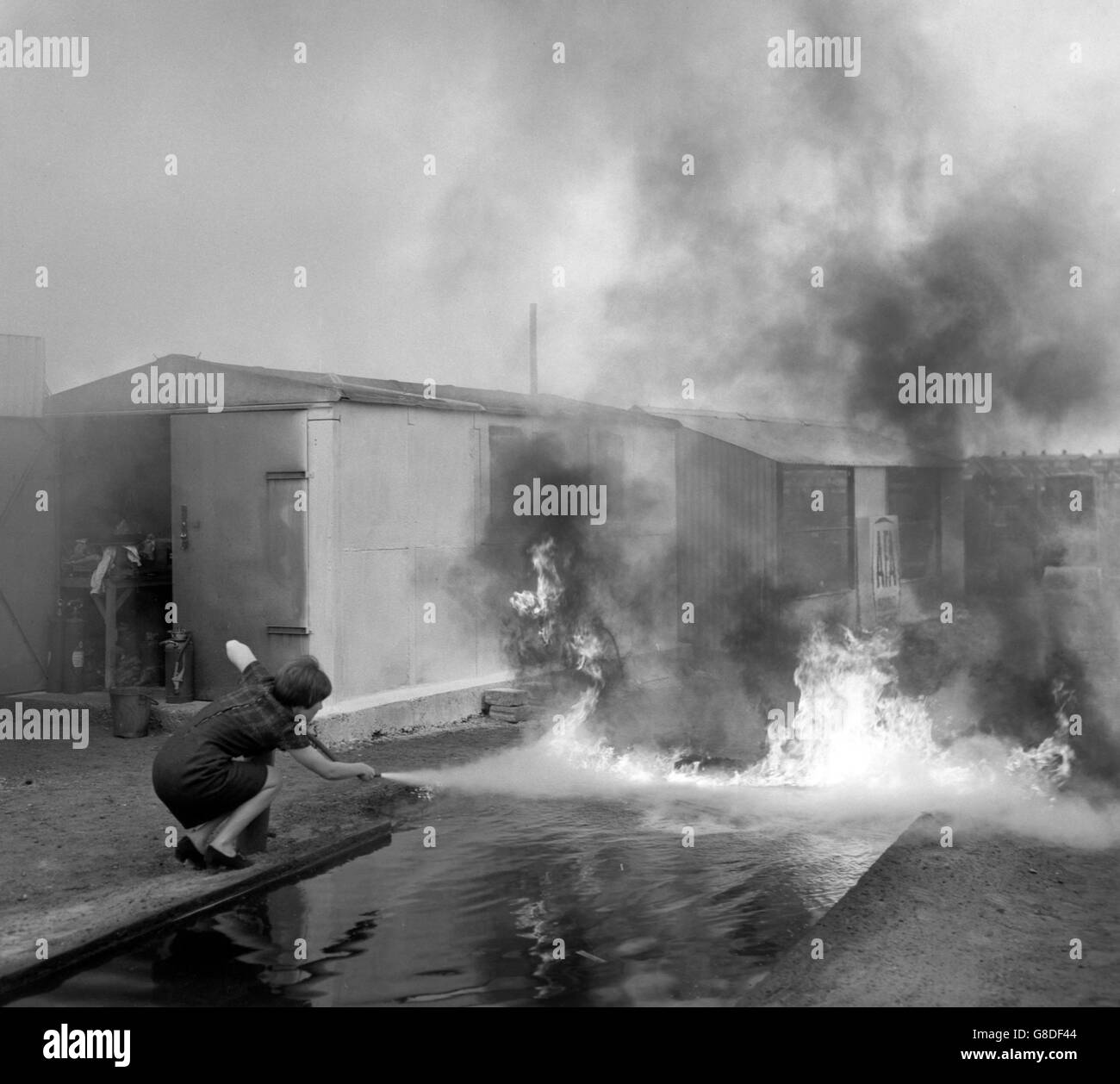 Bromochlorodifluoromethane bcf used by kathleen young hi-res stock ...