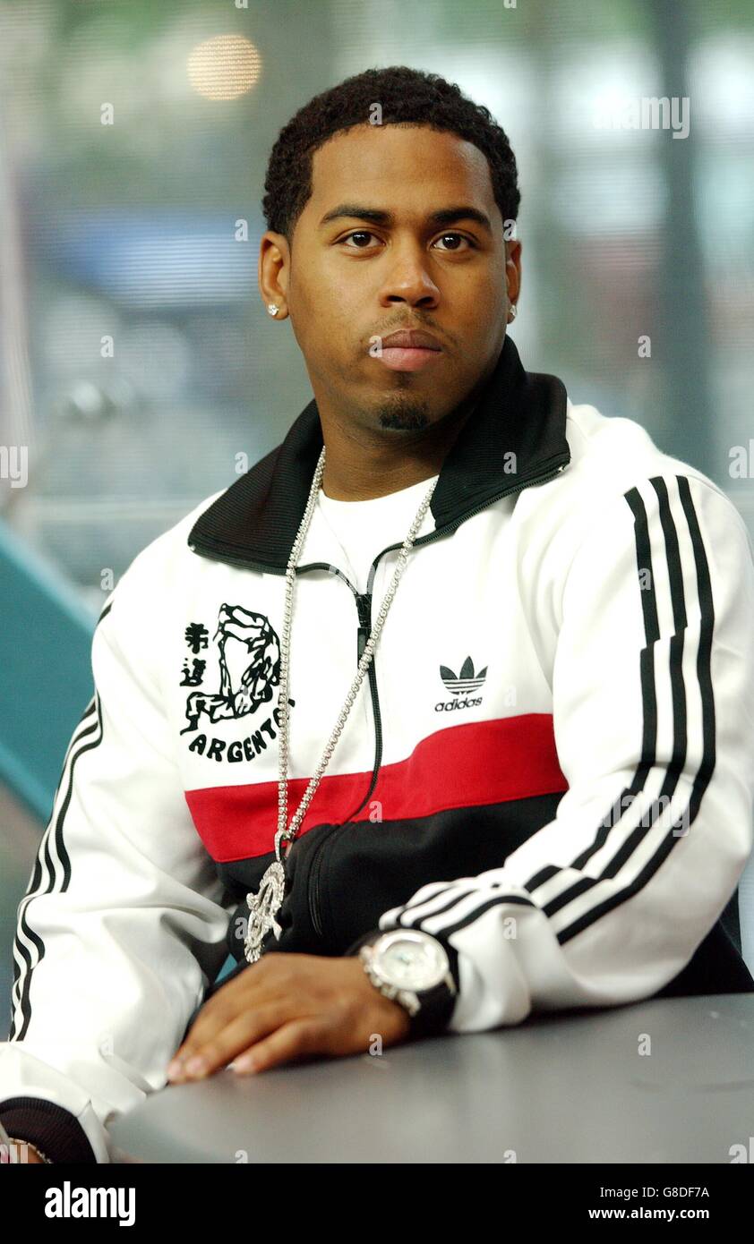 MTV TRL - Total Request Live Show - Leicester Square Studios Stock ...