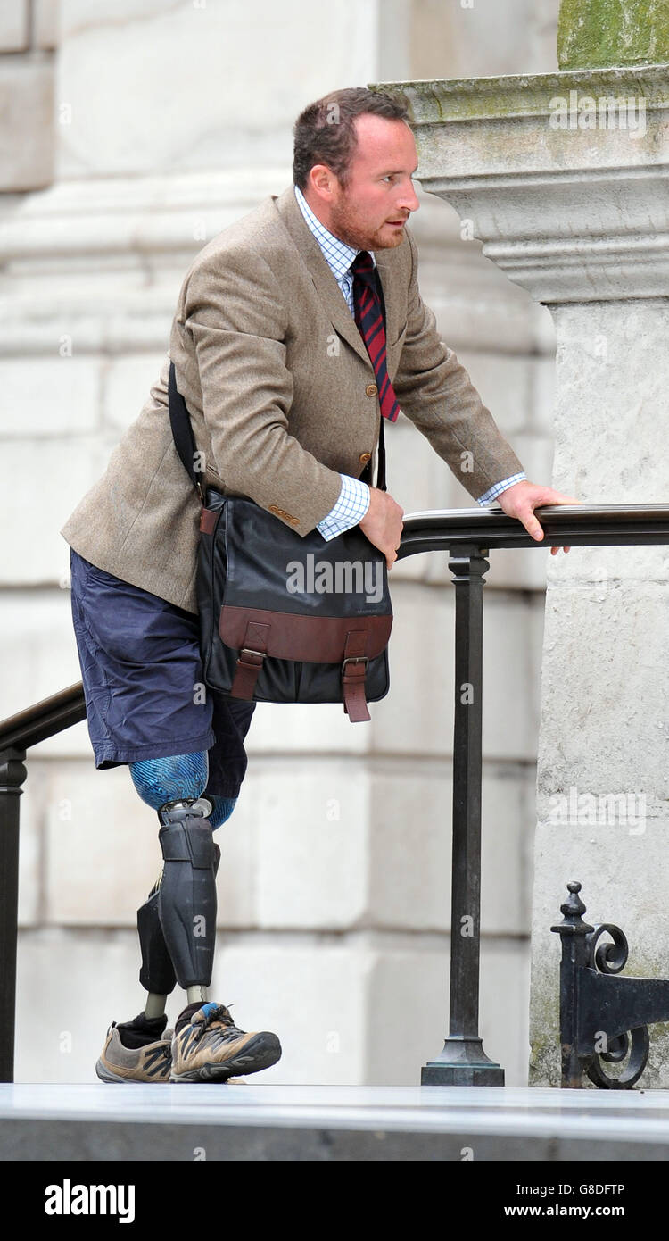 Double amputee, ex Captain Luke Sinnott, Royal Engineers, Bomb Disposal ...