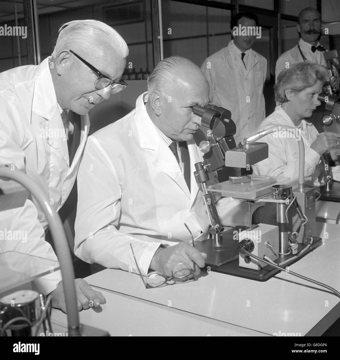 Minister of technology frank cousins hi-res stock photography and ...