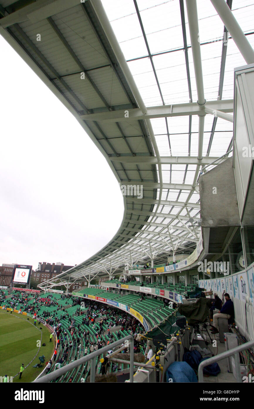 A general view ocs stand brit oval hi-res stock photography and images ...