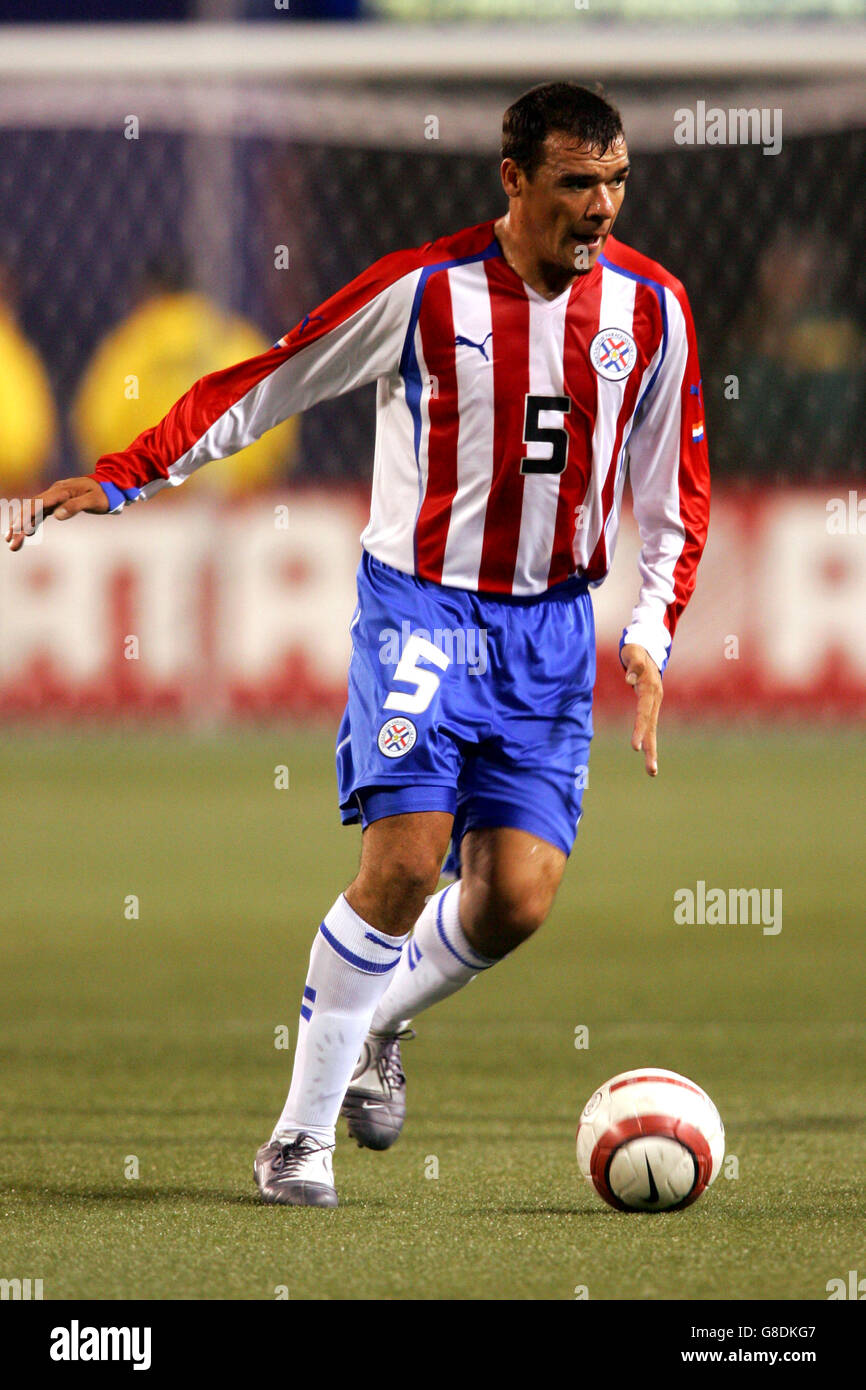 Manzur hi-res stock photography and images - Alamy