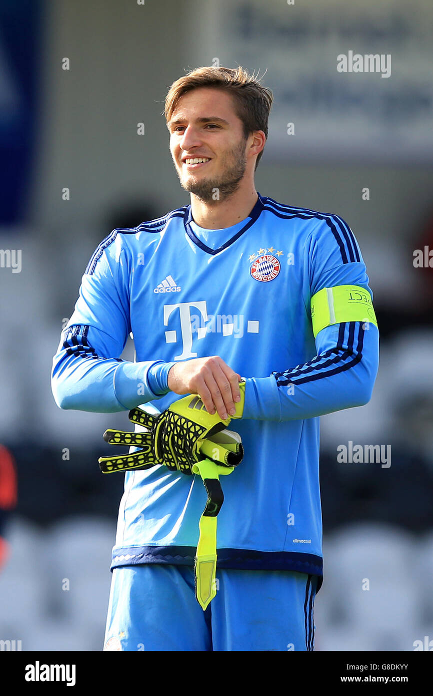 Hundertmark hi-res stock photography and images - Alamy