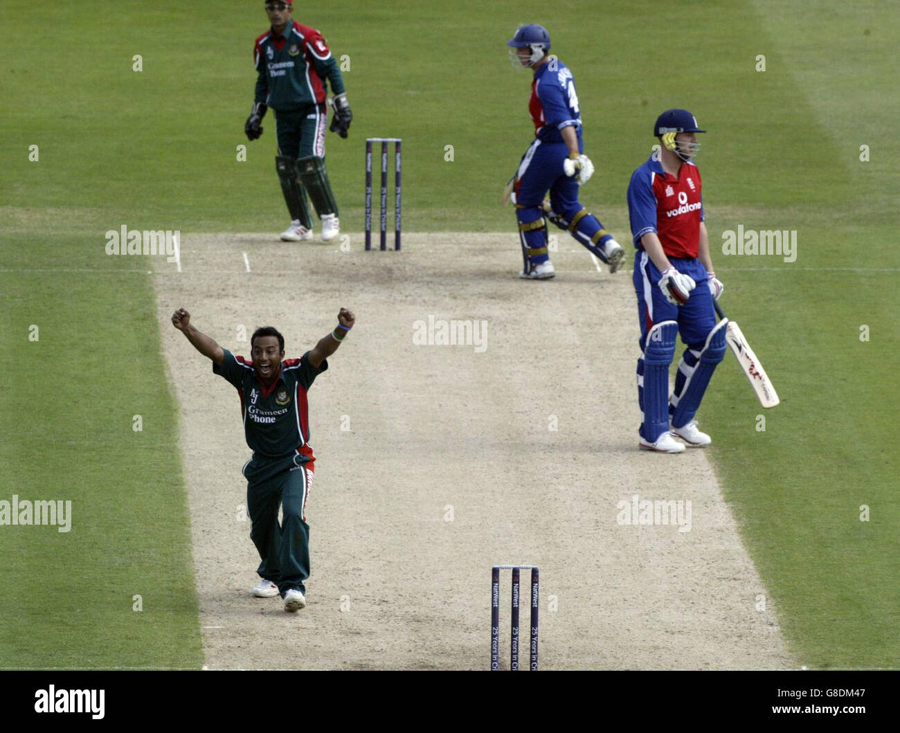 Cricket - The NatWest International Triangular Series - England v ...