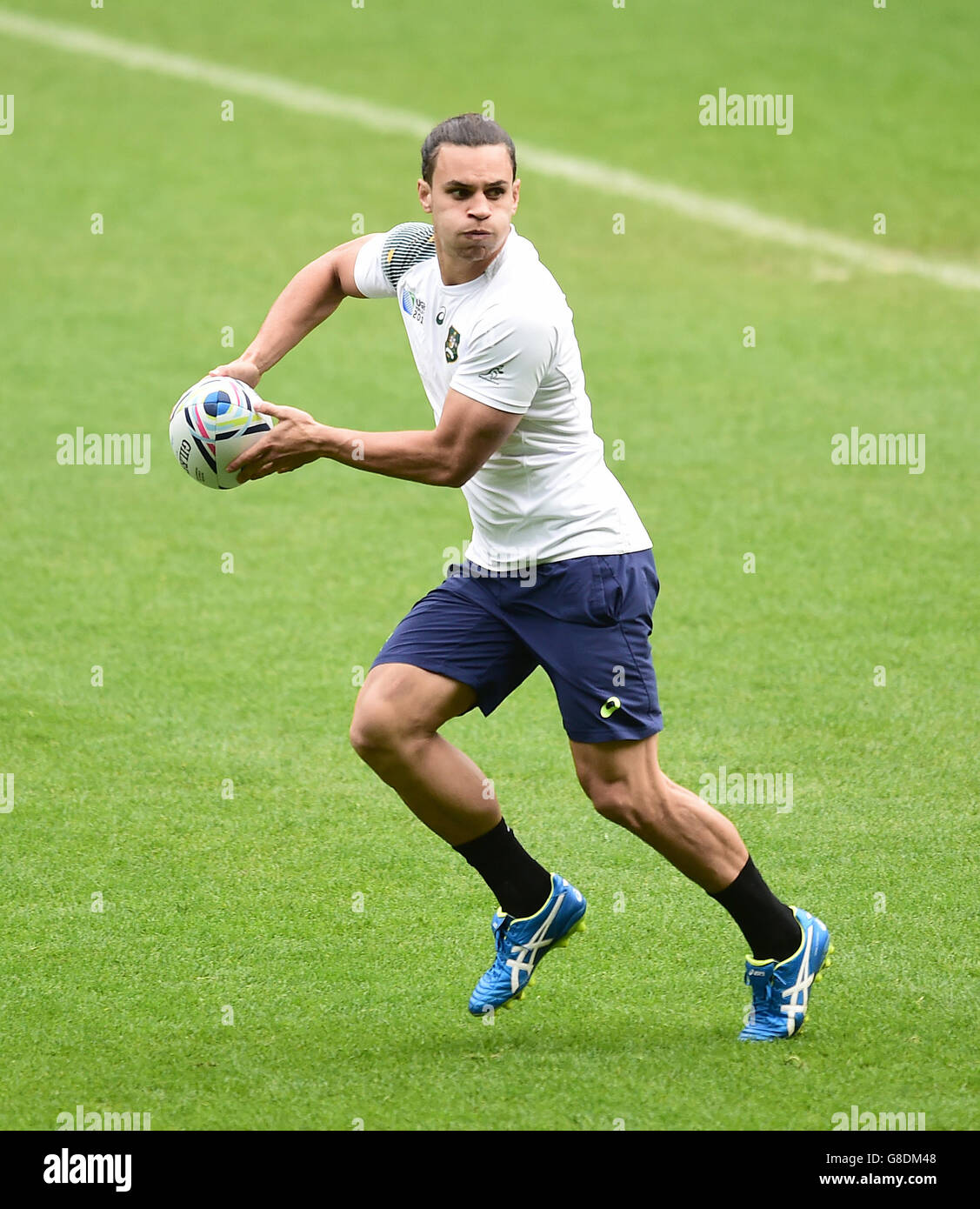 Australia's Matt Toomua during the captain's run at Twickenham Stadium ...