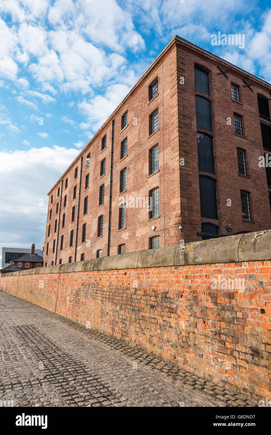 Large Brick Warehouse Albert Dock Liverpool England UK Stock Photo - Alamy