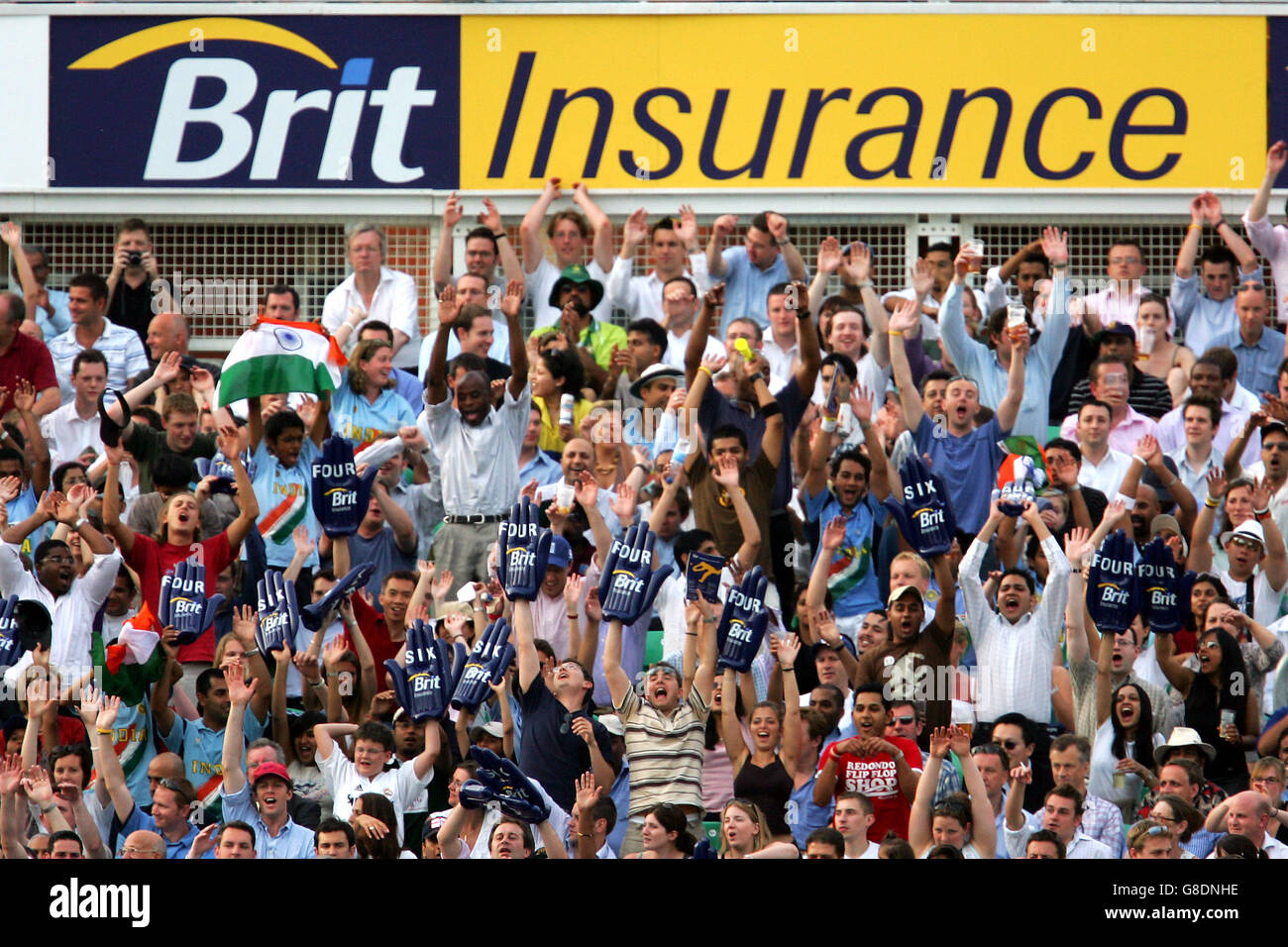Cricket brit insurance board hi-res stock photography and images - Alamy