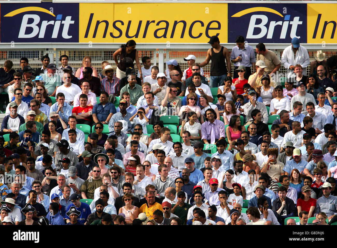 Cricket brit insurance board hi-res stock photography and images - Alamy
