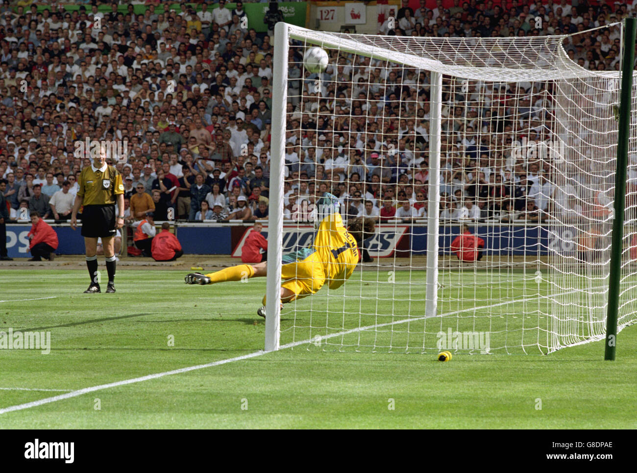 Action wembley1996 wembleydt2007 wembleydt2007main hi-res stock ...