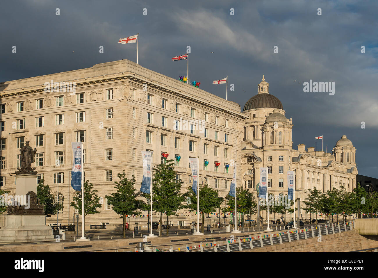 Cunard building port liverpool hi-res stock photography and images - Alamy