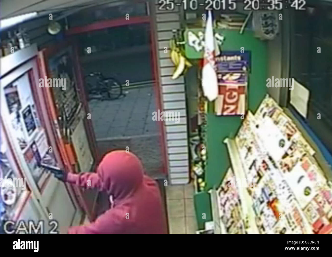 Brixton corner shop robbery Stock Photo - Alamy