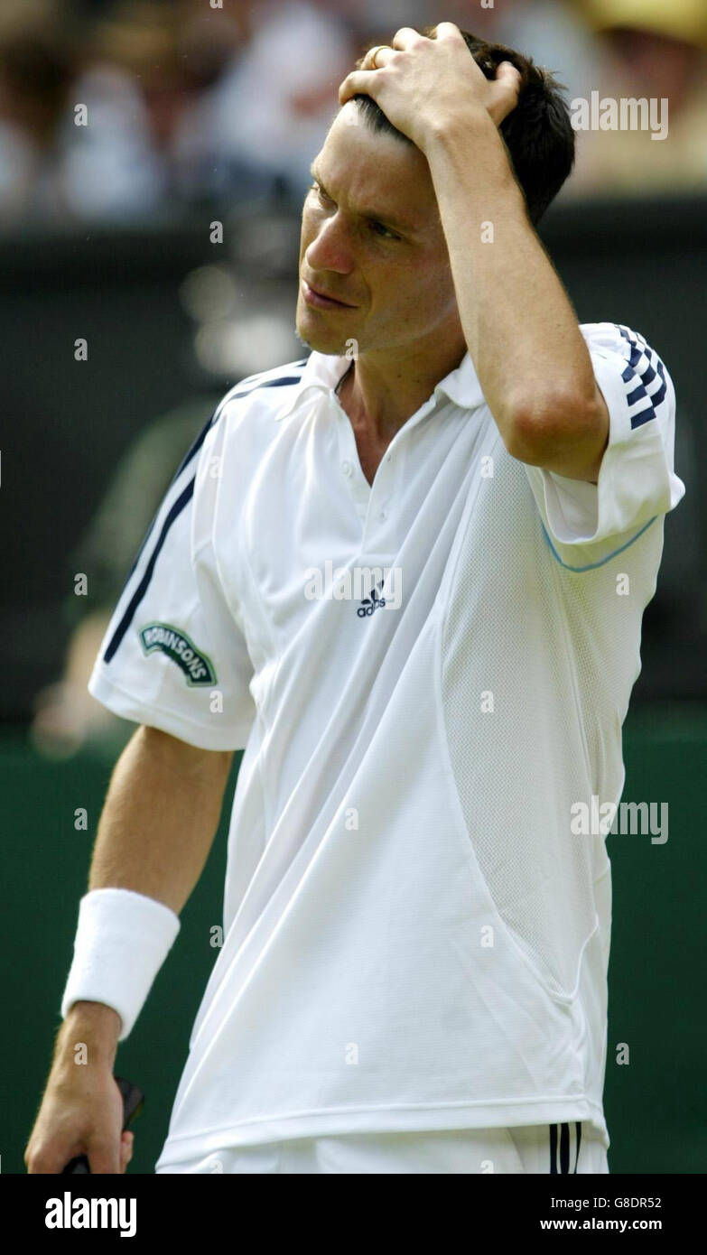 Great britains tim henman shows his dejection hi-res stock photography ...