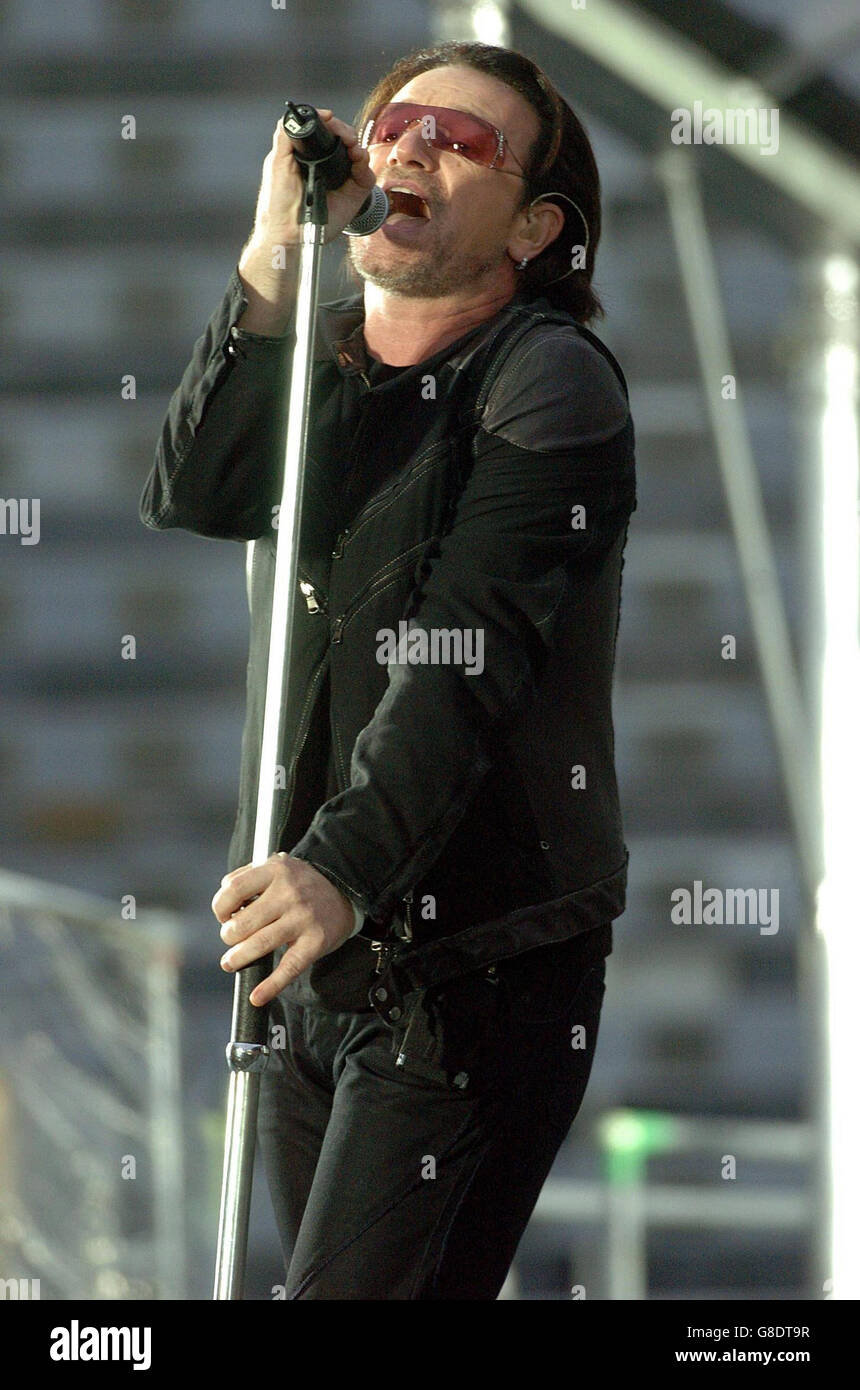 Bono Performing