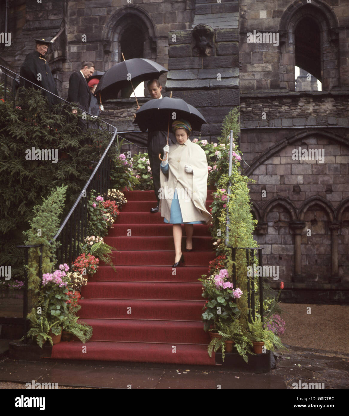 Royalty - The Queen - Palace of Holyroodhouse, Edinburgh Stock Photo ...