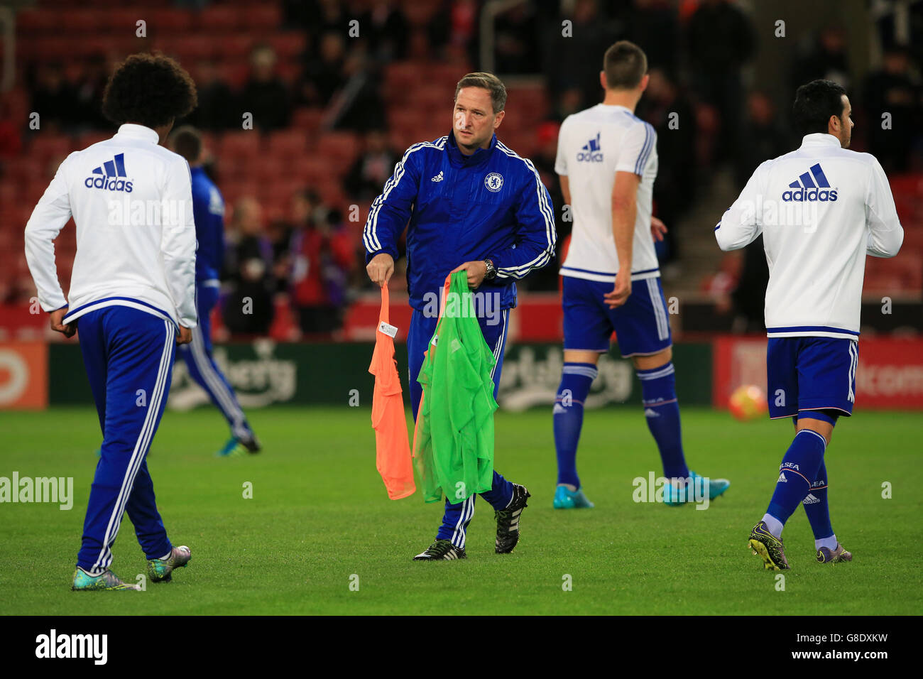 Chelsea assistant first team coach Steve Holland (centre Stock Photo ...