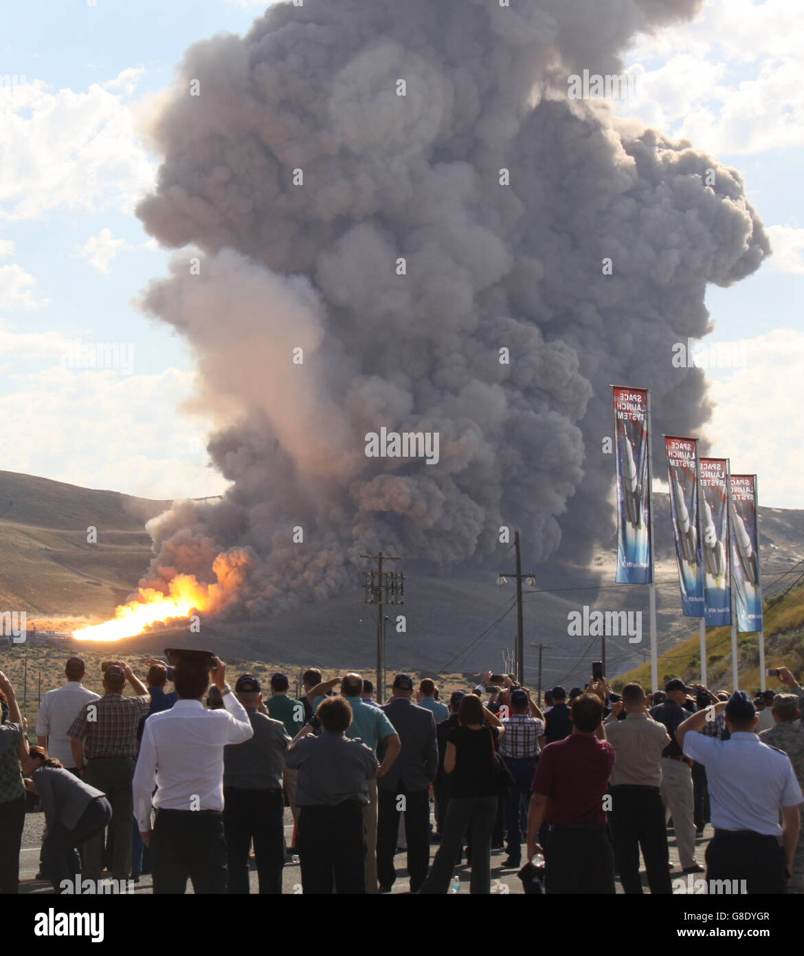 Rocket gases hi-res stock photography and images - Alamy