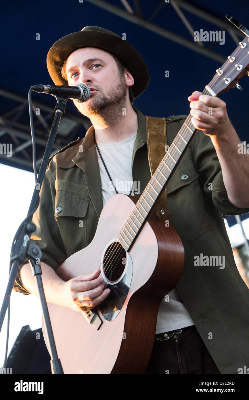 Oisin leech hi-res stock photography and images - Alamy