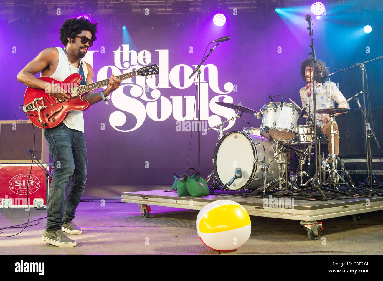 Neal tash hi-res stock photography and images - Alamy