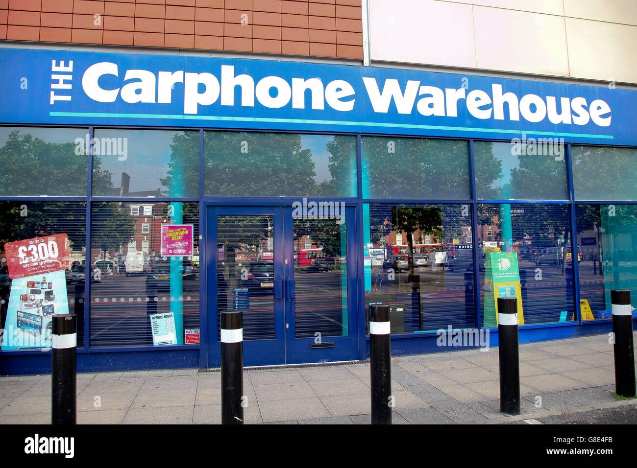 Dixons carphone logo hi-res stock photography and images - Alamy