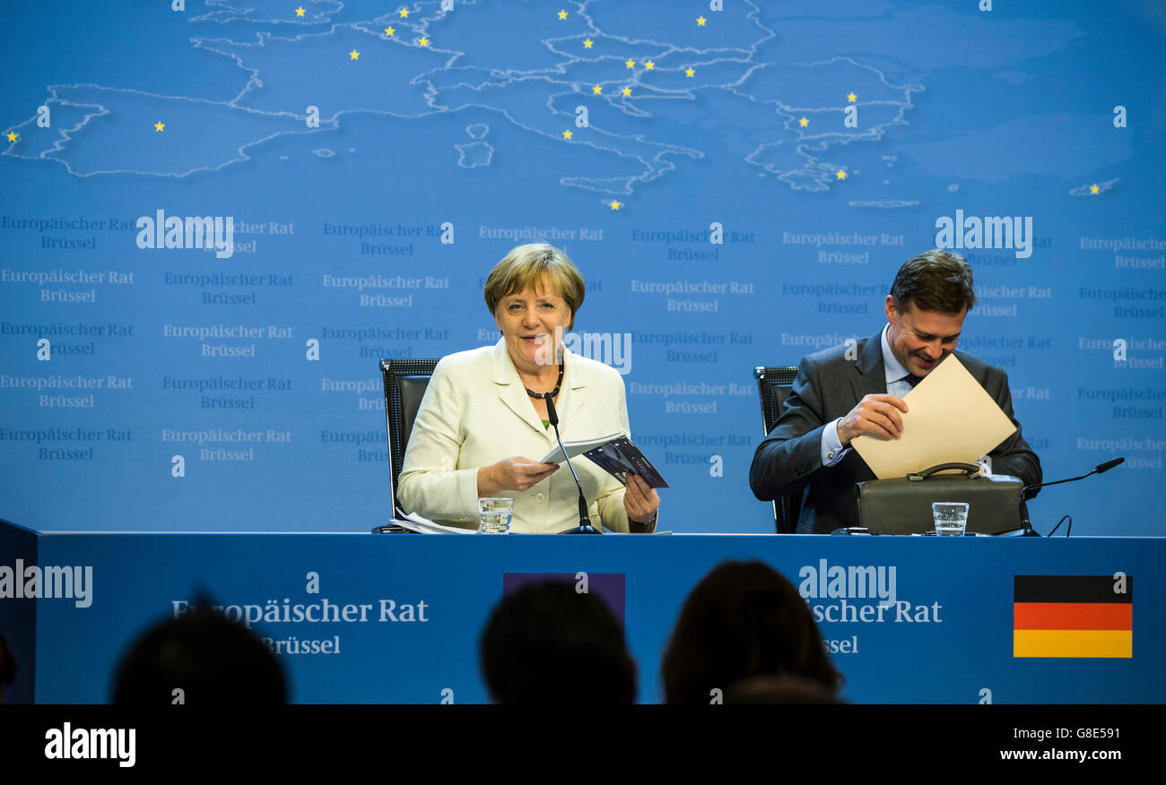 Federal chancellor flags hi-res stock photography and images - Alamy