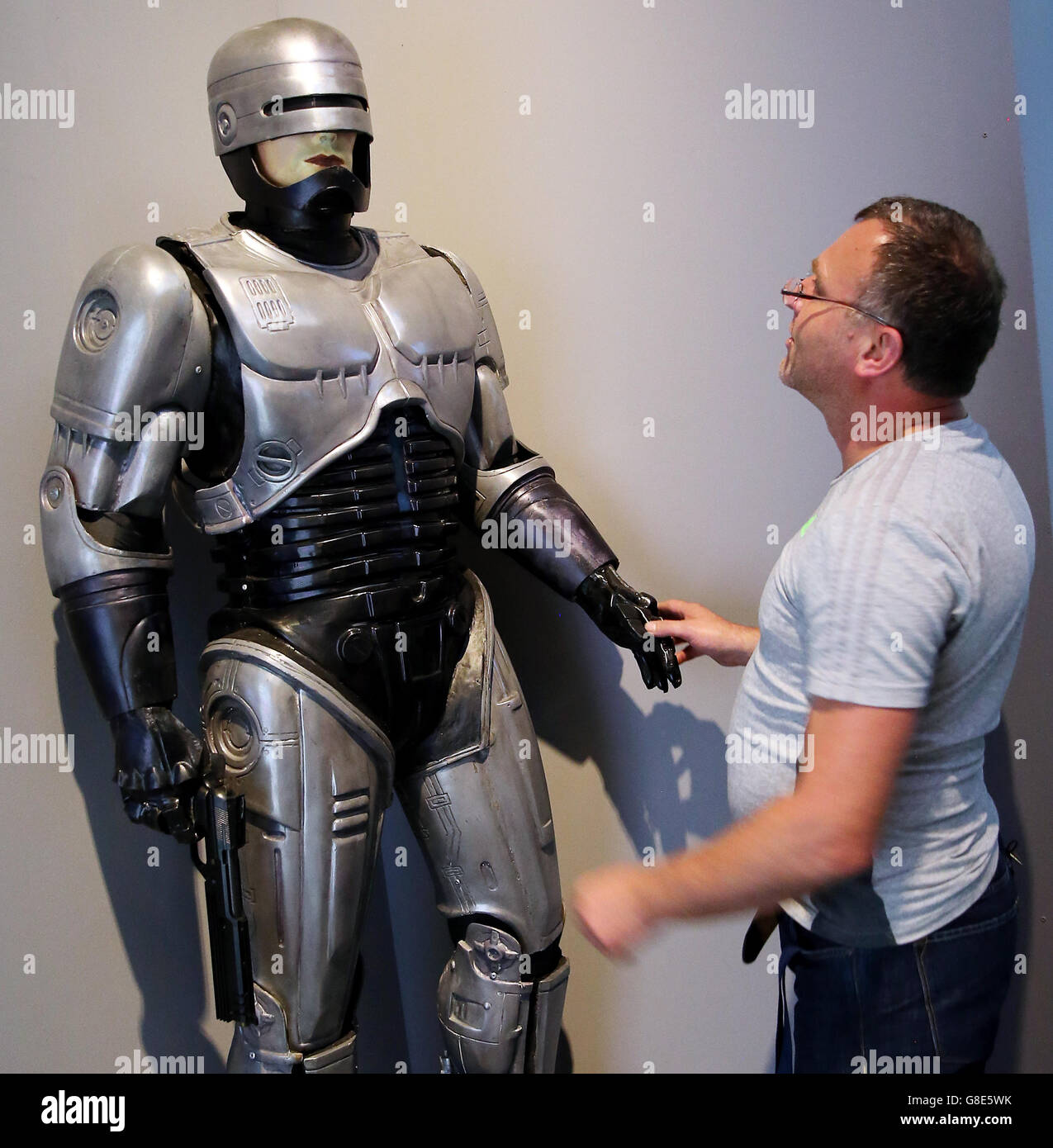 Film robocop hi-res stock photography and images - Alamy