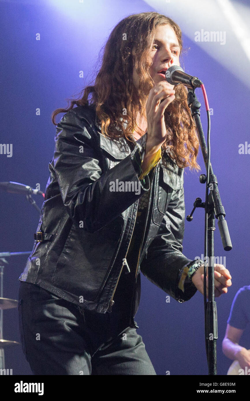 Vulfpeck band hi-res stock photography and images - Alamy