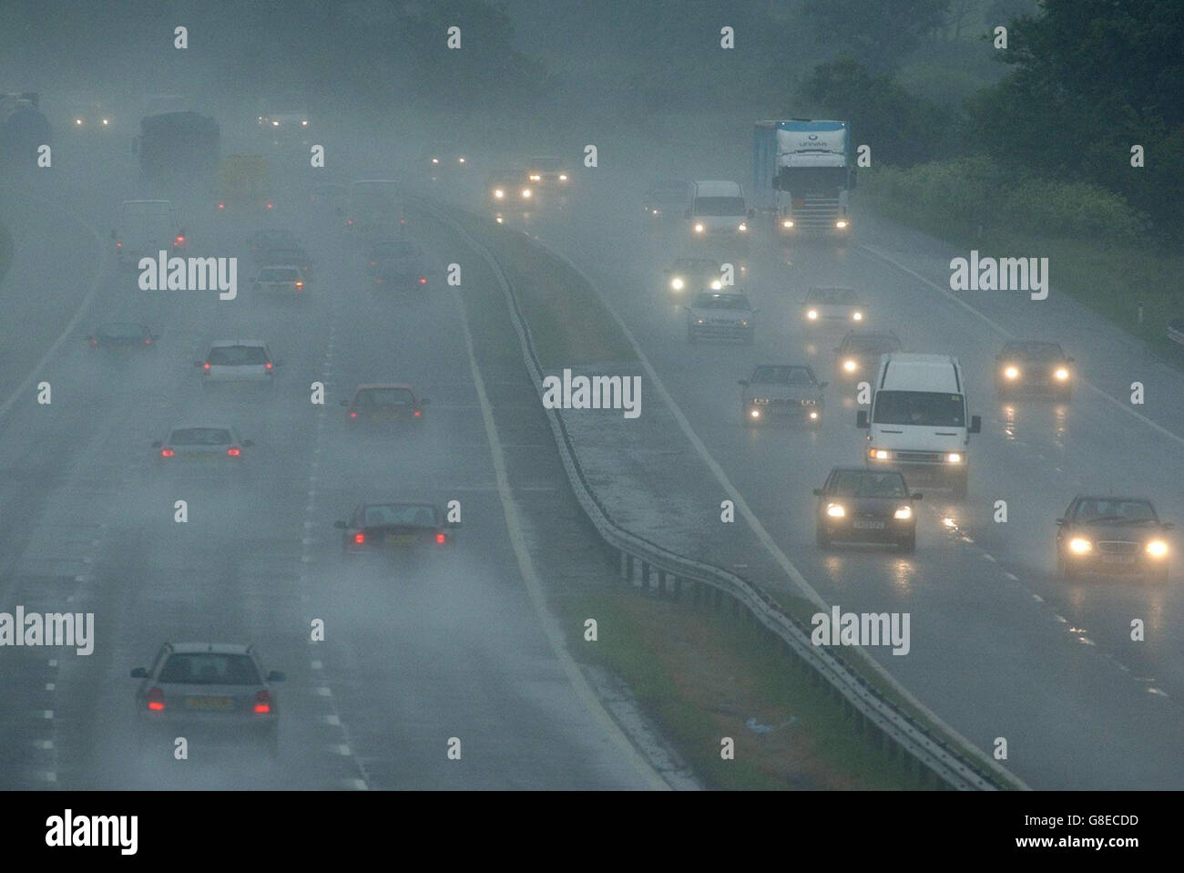 Poor visibility low light on the m5 motorway near dursley hi-res stock ...