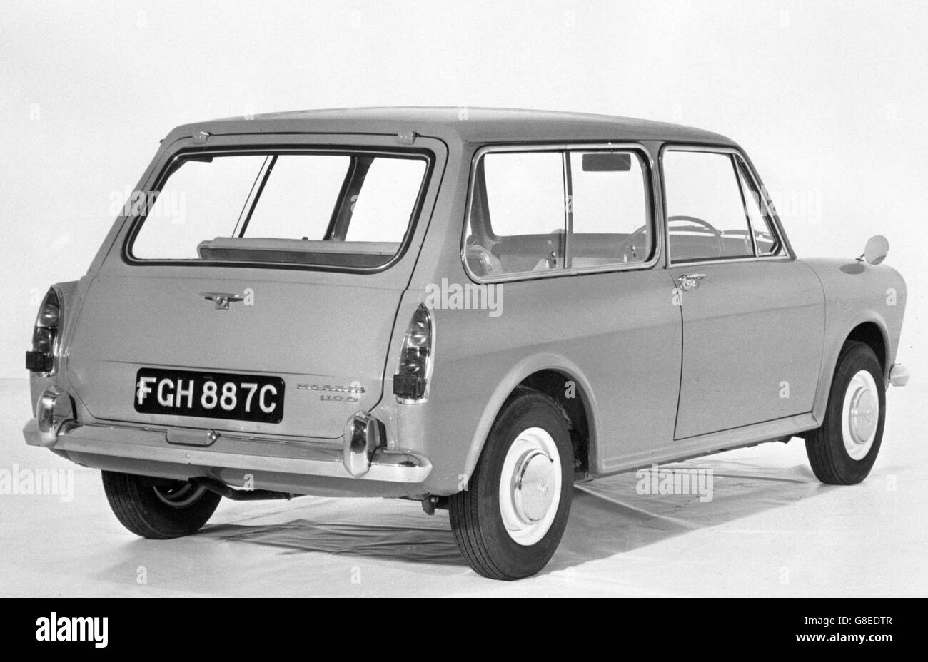 Motoring - Morris 1100 Traveller Stock Photo - Alamy