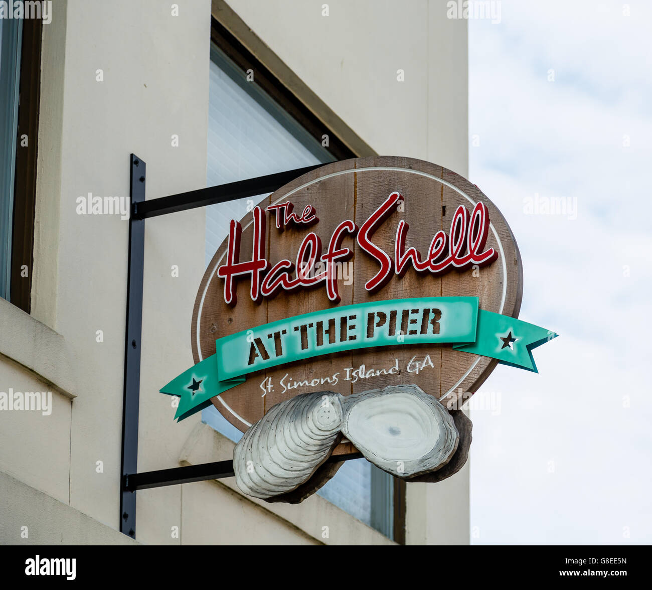 Shell on pier hi-res stock photography and images - Alamy