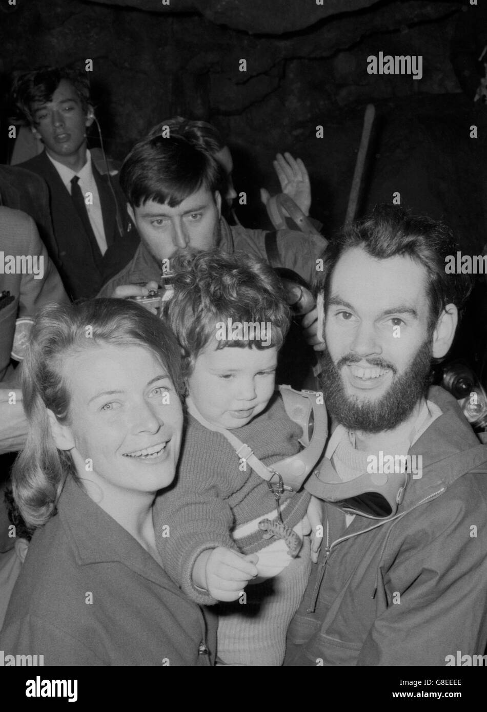 World Underground Endurance Record - David Lafferty - Cheddar Caves ...