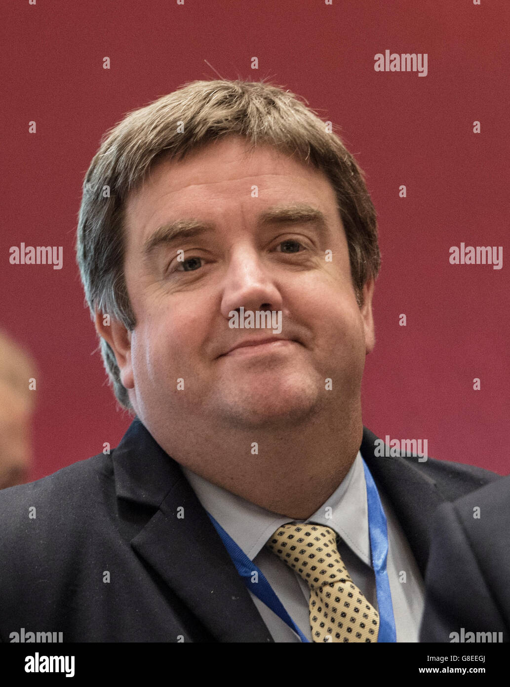 City deloitte businesspeople hi-res stock photography and images - Alamy