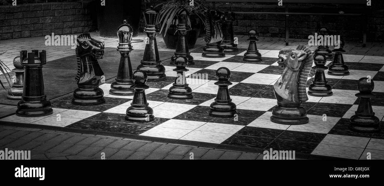 Giant Chessboard-play game of chess Stock Photo - Alamy