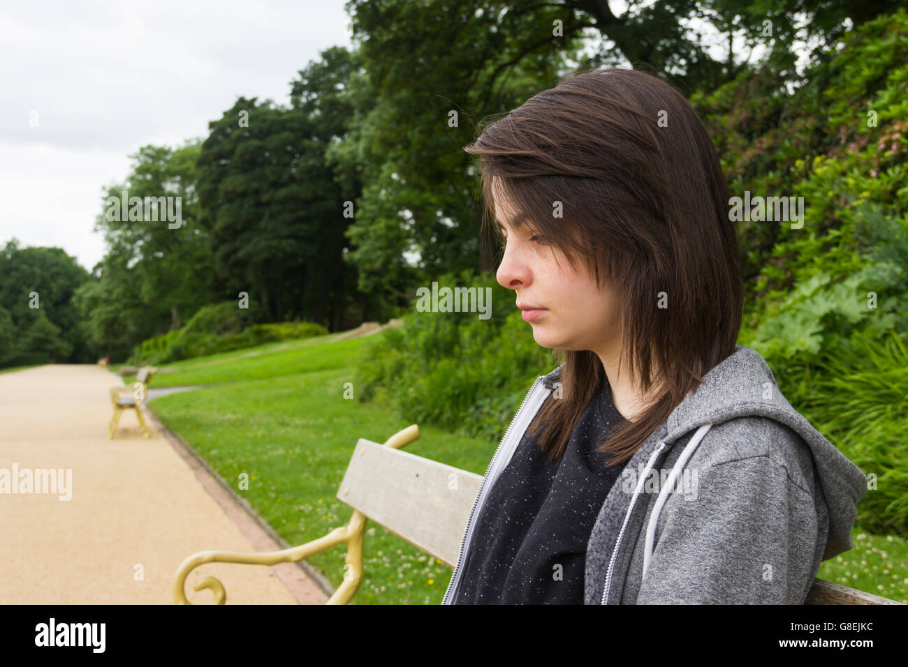 Woman with sad expression on face hi-res stock photography and images ...