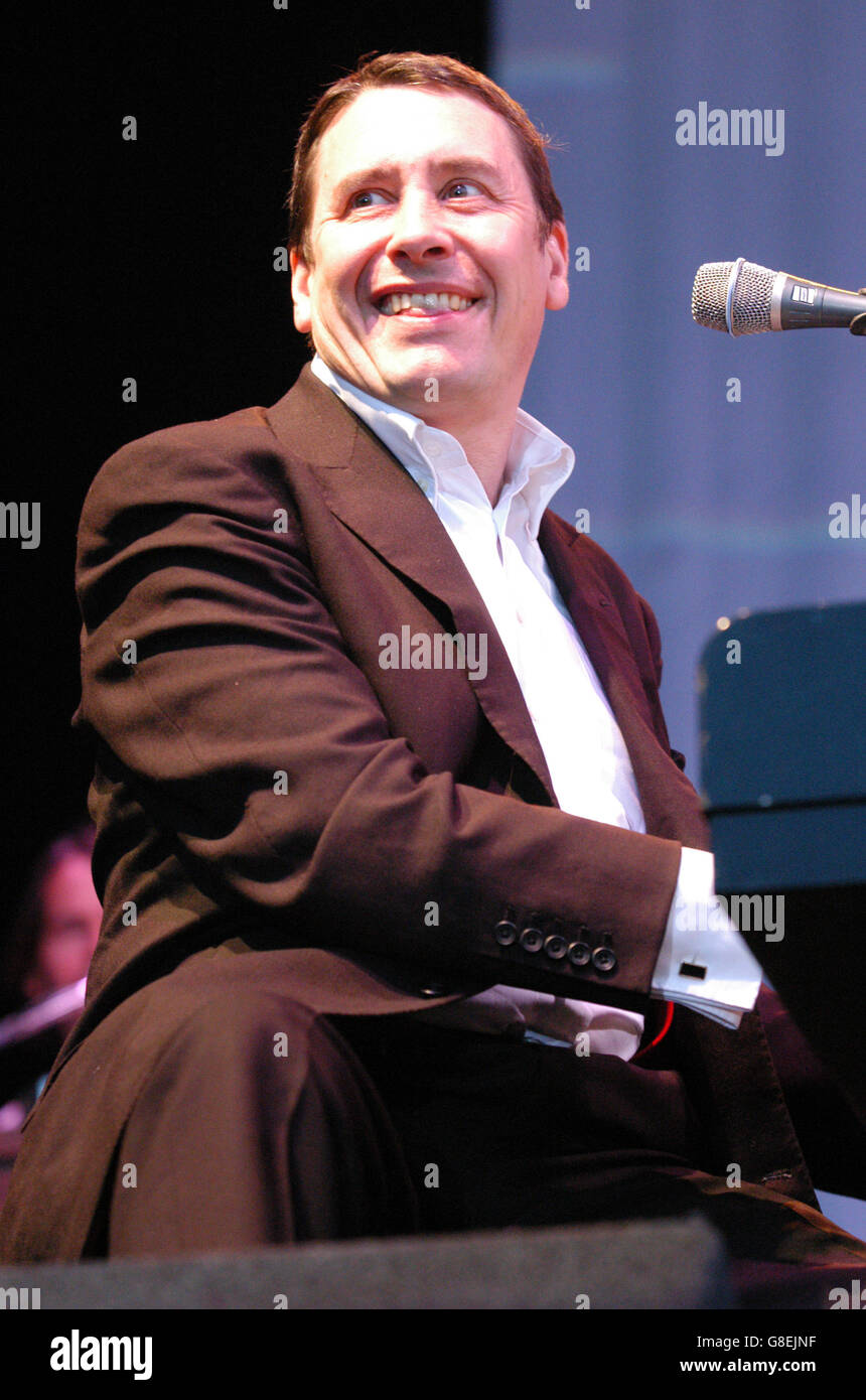 Jools Holland Concert - Harewood House Stock Photo - Alamy Jools Holland Concert - Harewood House Stock Photo - Alamy