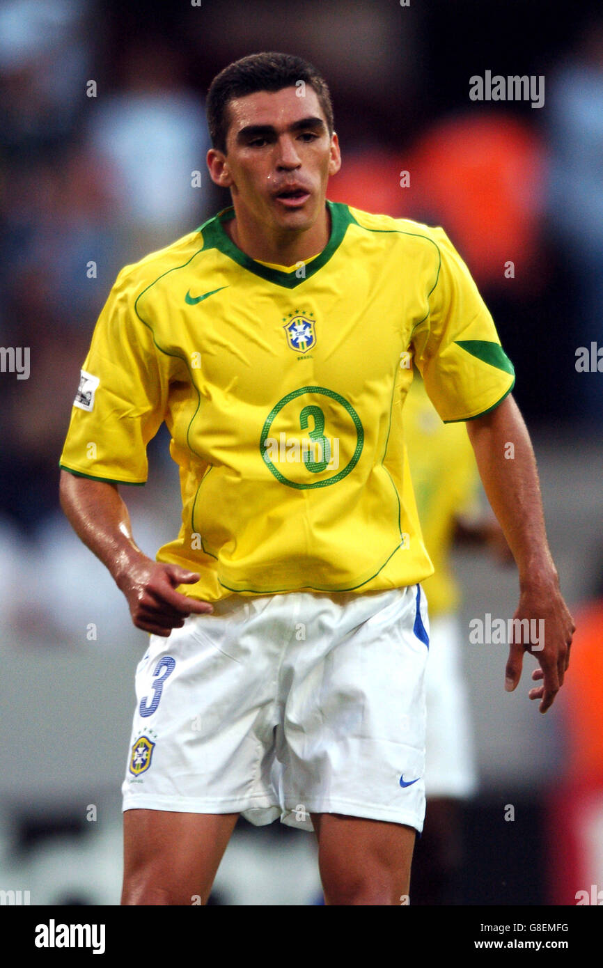 Soccer - FIFA Confederations Cup 2005 - Group B - Japan v Brazil ...